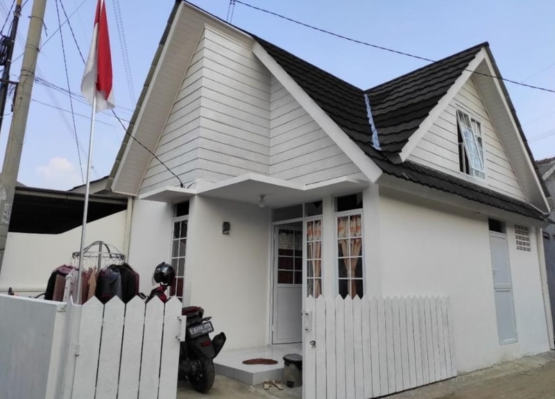 Rekomendasi Rumah American Style Minimalis dan Pintu yang Cocok